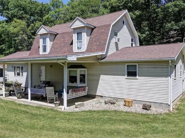 7736 Fort Laurens Road NW