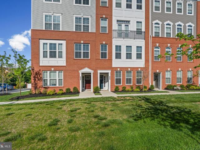 7736 Port Capital Dr, Elkridge, MD 21075 | MLS #MDHW2067 | Compass