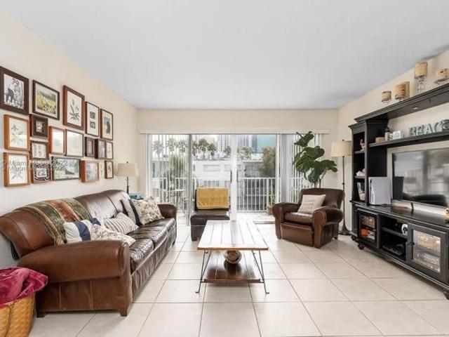 7737 Kendall Dr N #C312, Miami, FL 33156