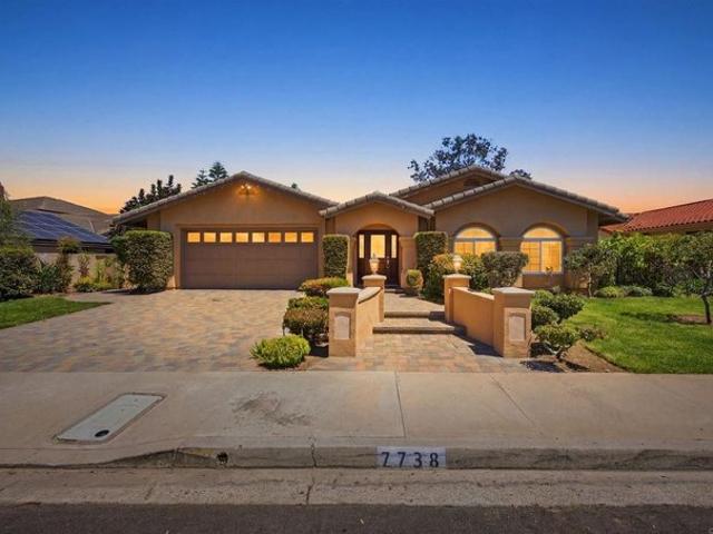 7738 Madrilena Way, Carlsbad, CA 92009