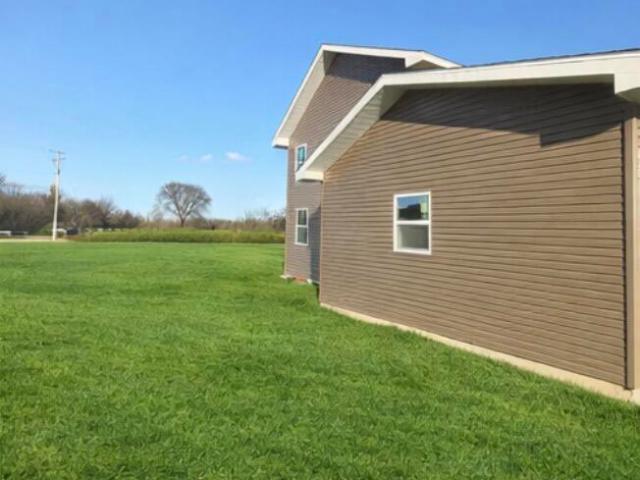7739 Ta Wee Ct, Caledonia, IL 61011 | MLS #12564 | Compass
