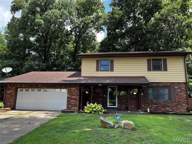 7730 Myrtlewood Dr, Belleville, IL 62223