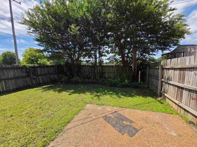 7733 shadowland dr
