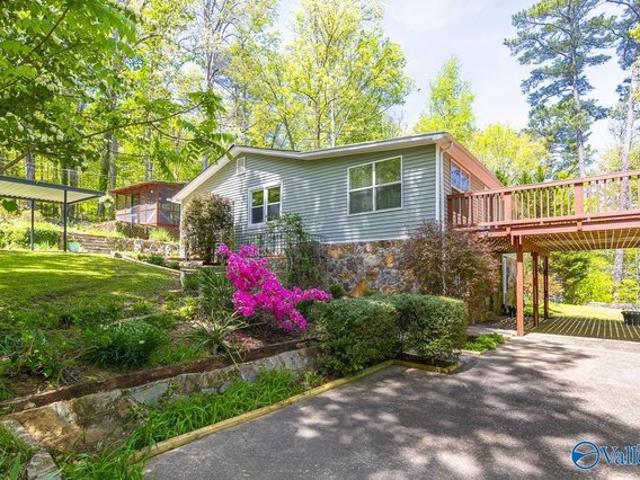 773 Honeycomb Valley Rd, Grant, AL 35747