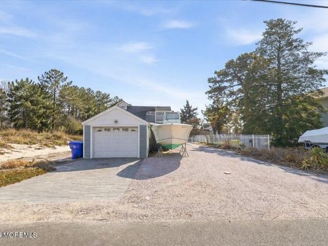 773 Princeton Ave, Brick, NJ 08724
