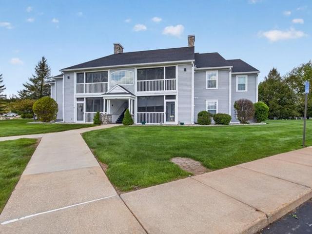 773 W Barrington Cir, Jackson, MI 49203