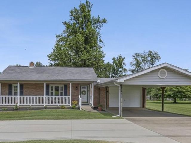 7744 Lincoln Ave, Newburgh, IN 47630