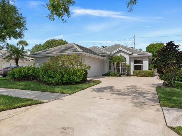 7744 SE Needle Palm Cir, Hobe Sound, FL 33455