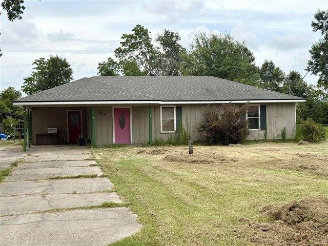 7745 McCindy Rd, Lake Charles, LA 70607