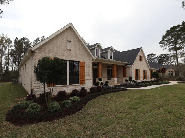 7745 Dog Wood Acrs Dr, Montgomery, TX 77316 | MLS #72227