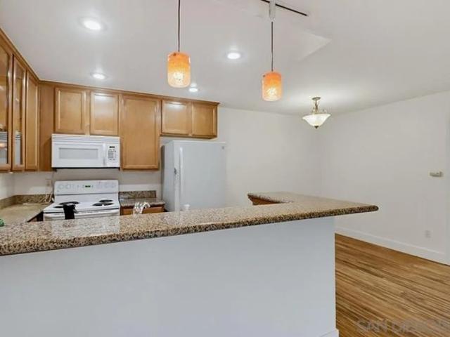 7747 Margerum Ave Unit 126, San Diego, CA 92120
