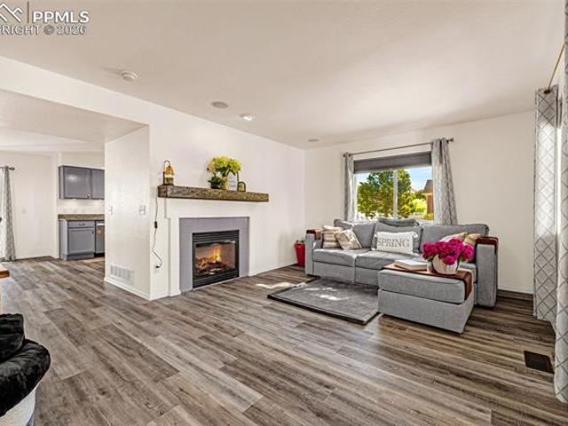 7747 Cordelle Lane