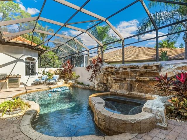 7749 Classics Dr, Naples, FL 34113 | MLS #225078