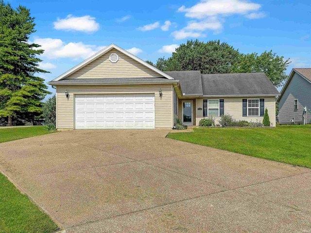 7740 Miranda Dr, Evansville, IN 47711