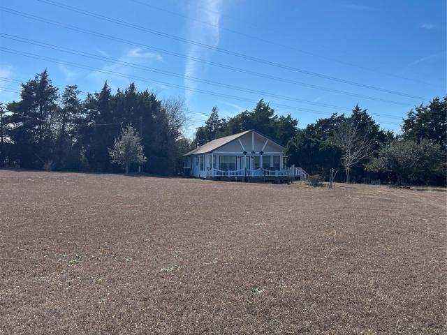 7740 N US Highway 77
