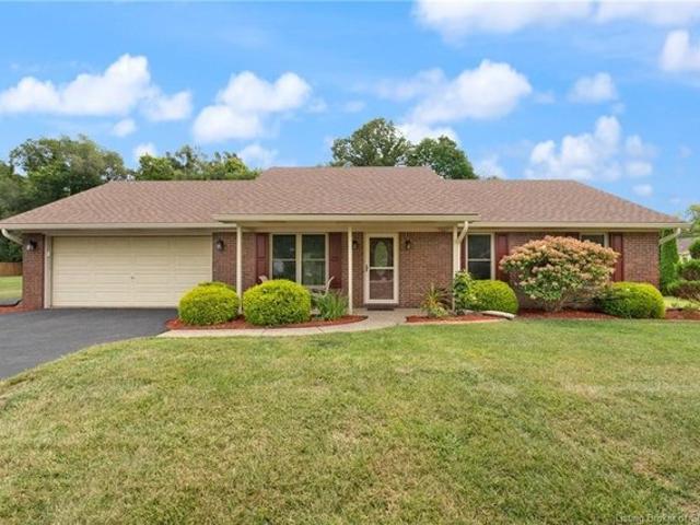 7741 Four Leaf Dr, Greenville, IN 47124