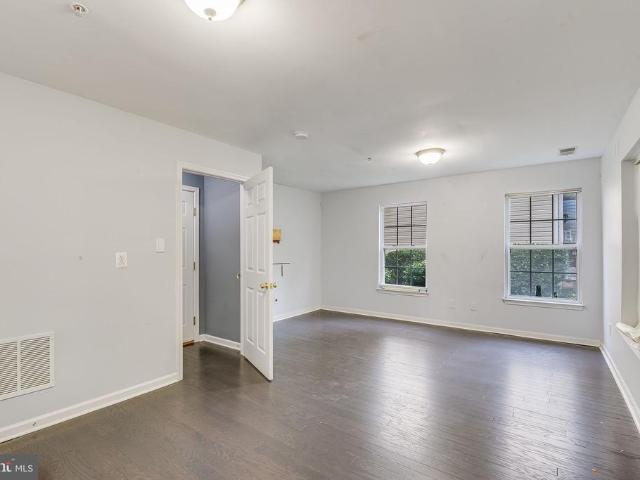 7742 Valley Oak Drive # 91