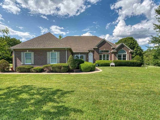 7743 Marx Rd, Evansville, IN 47720