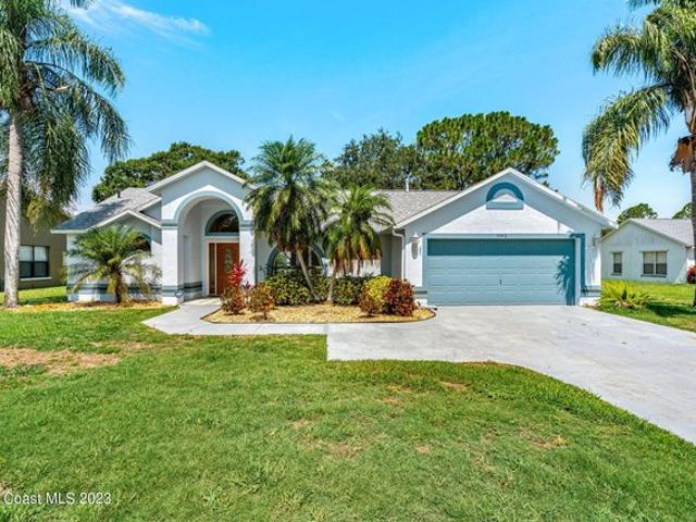 7743 Greenboro Dr, Melbourne, FL 32904