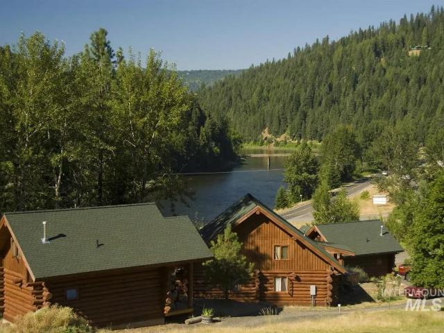 7743 Highway 12