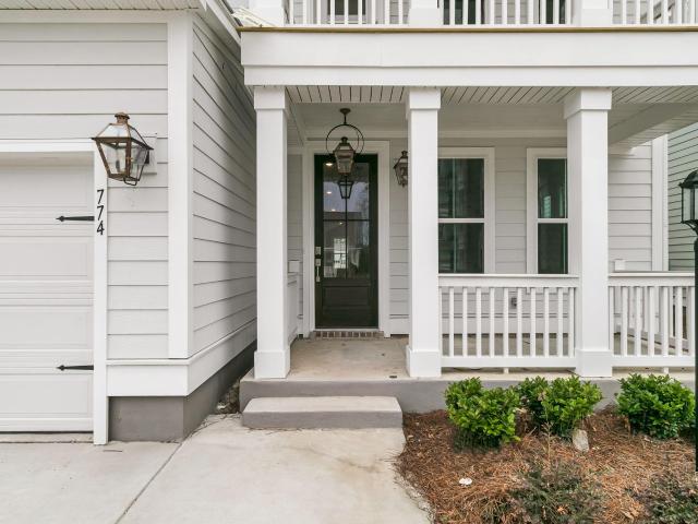 774 Maynard Lane