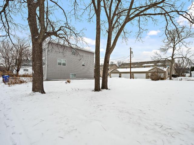 774 W Forster Street