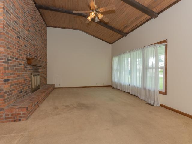 7755 Meadow Lane