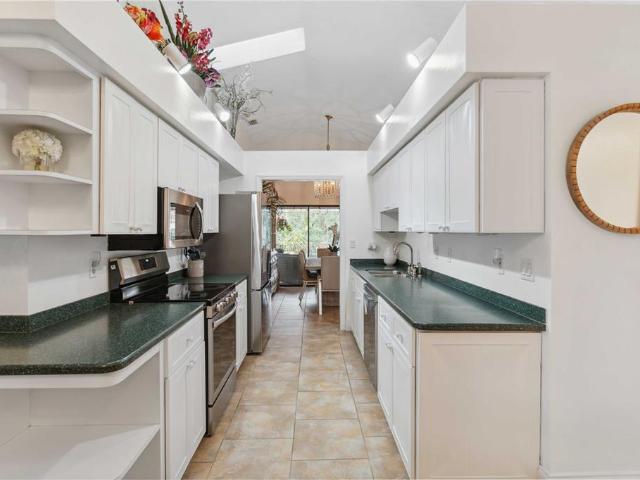7755 Pine Trace Dr, Unit 7755, Sarasota, FL 34243 | MLS #A4690