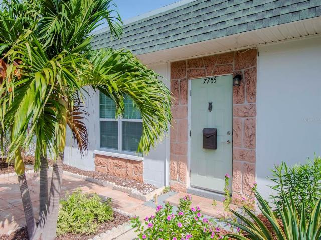 7755 39th Ave N, St. Petersburg, FL 33709 | MLS #TB8444 | Compass
