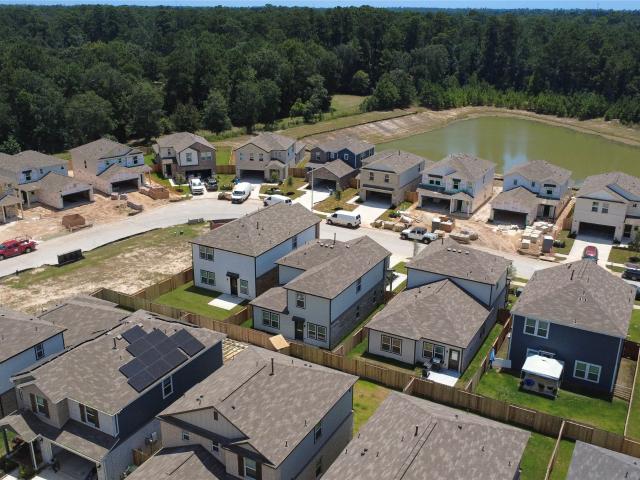 7757 Bergamot Cir