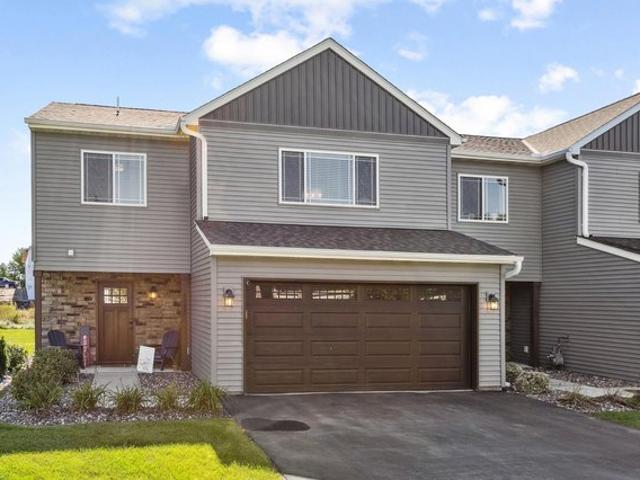 7757 Sterling Dr, Rockford, MN 55373