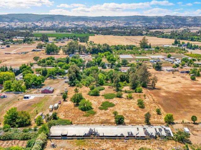 7750 Locke Rd