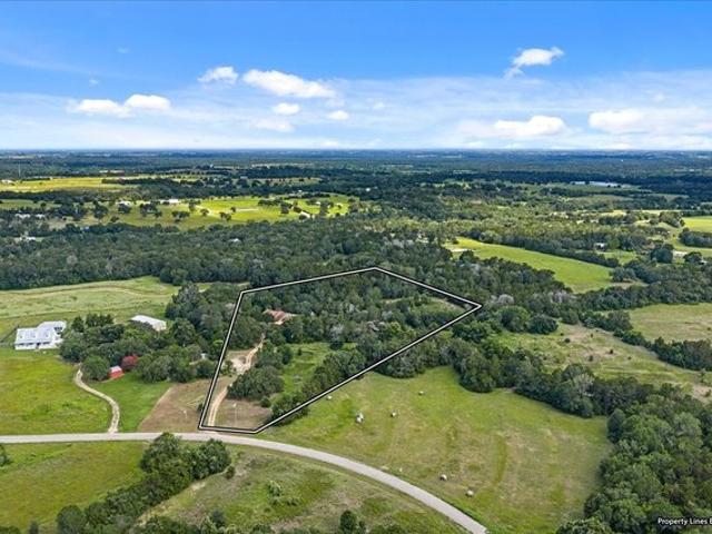 7750 Rolling Creek Rd, Burton, TX 77835
