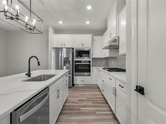 7752 Somersworth Dr, Kissimmee, FL 34747 | MLS #TB8331 | Compass