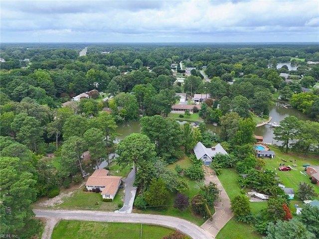 7753 Jordan Rd, Gloucester Point, VA 23062