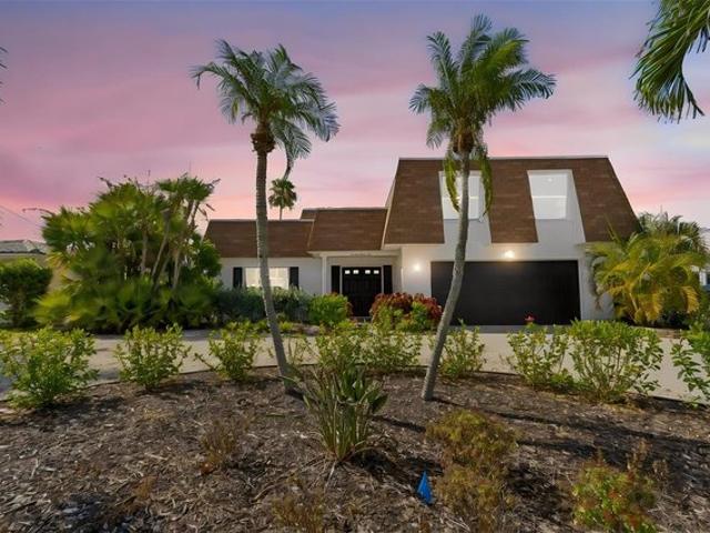 775 Capri Blvd, Treasure Island, FL 33706