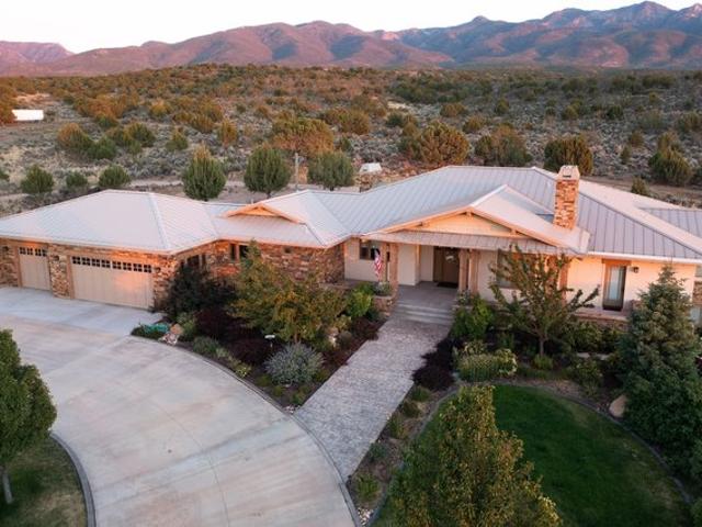 775 E Valley View Rd, Fillmore, UT 84631