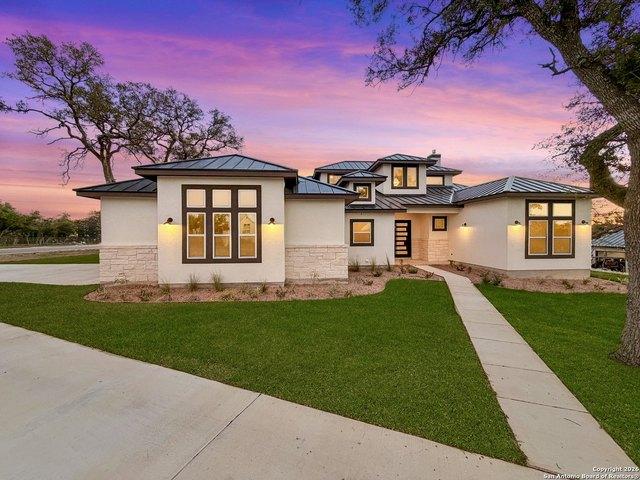 775 Maximino Ridge Rd, Bulverde, TX 78163