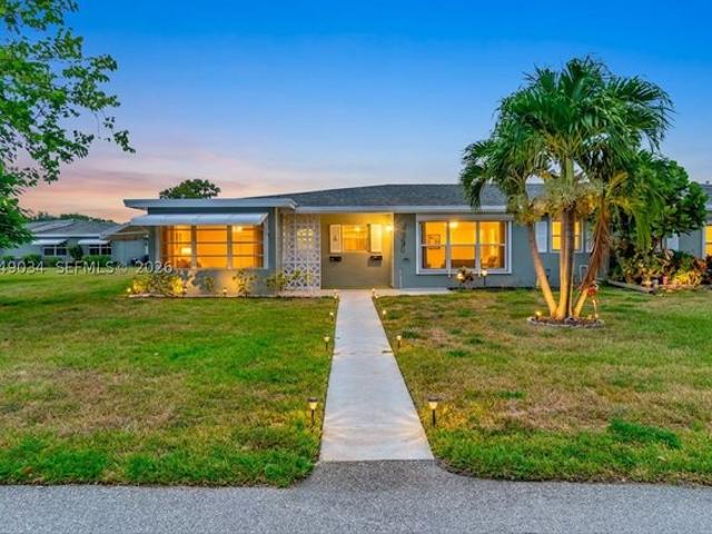 775 North Dr Apt A, Delray Beach, FL 33445