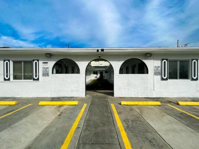 775 NE 128th St #2, North Miami, FL 33161