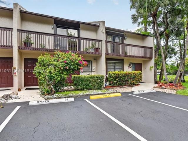 775 NW 47th St, Deerfield Beach, FL 33064