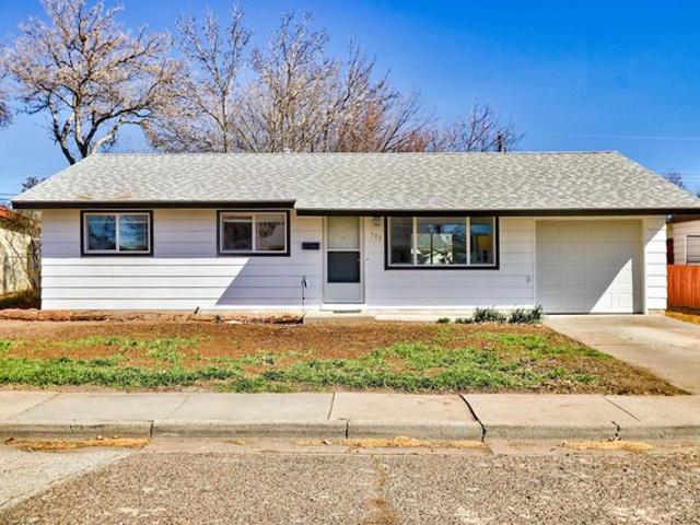 775 S 13th E, Mountain Home, ID 83647