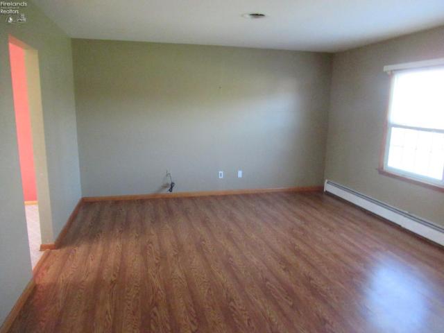 775 S Walnut Drive