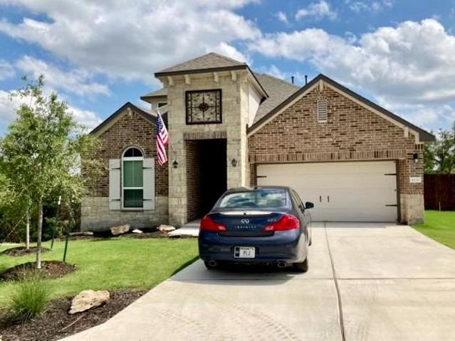 $775 Private Bath/Room for Rent with pool,gym