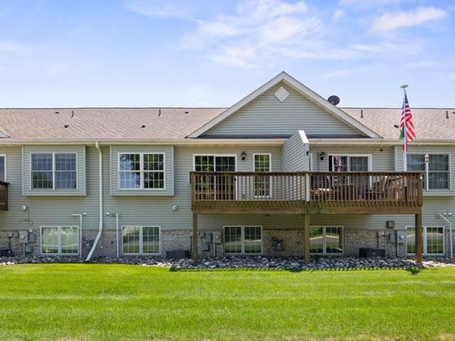 775 Rockford Ave E, Delano, MN 55328