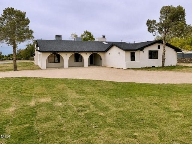 775 W Borderland Rd, El Paso, TX 79932