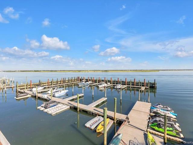 775 W Park Ave Unit 8, Long Beach, NY 11561