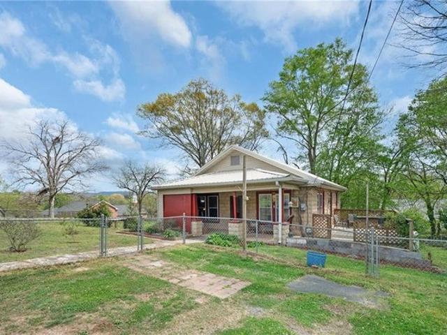 775 Union St, Summerville, GA 30747