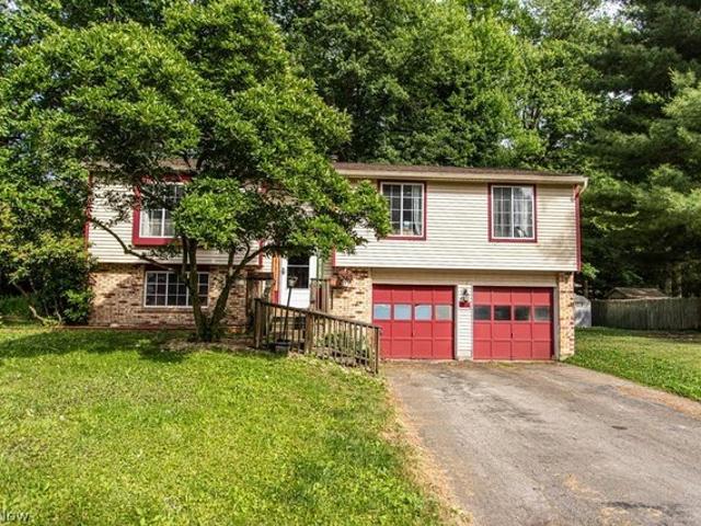 7764 Micawber Rd NE, Warren, OH 44484