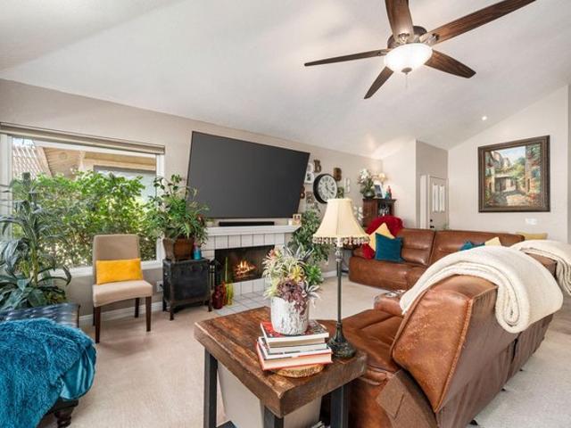 77665 Woodhaven Dr N, Palm Desert, CA 92211